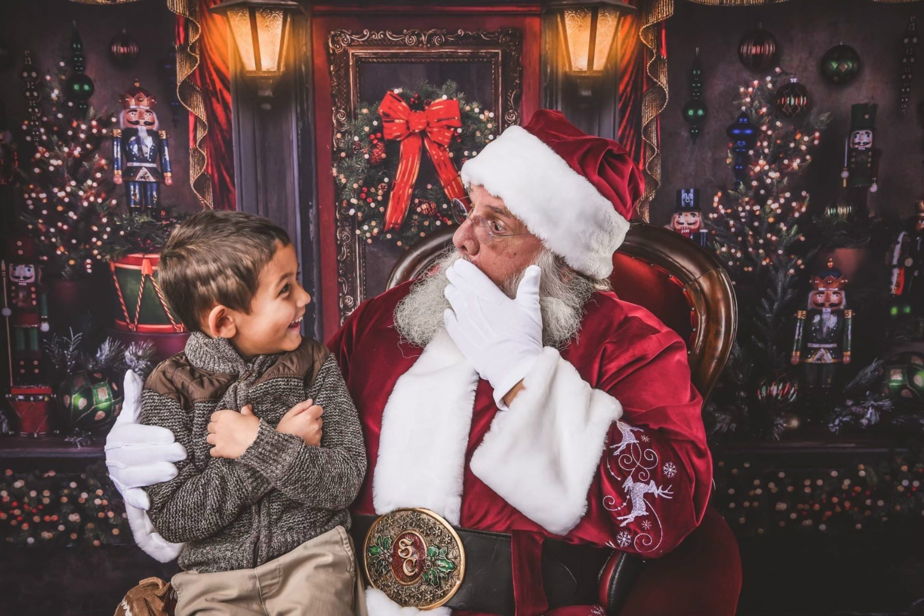 Santas and Holidays - The Singing Seamstress - Custom Designs by ...